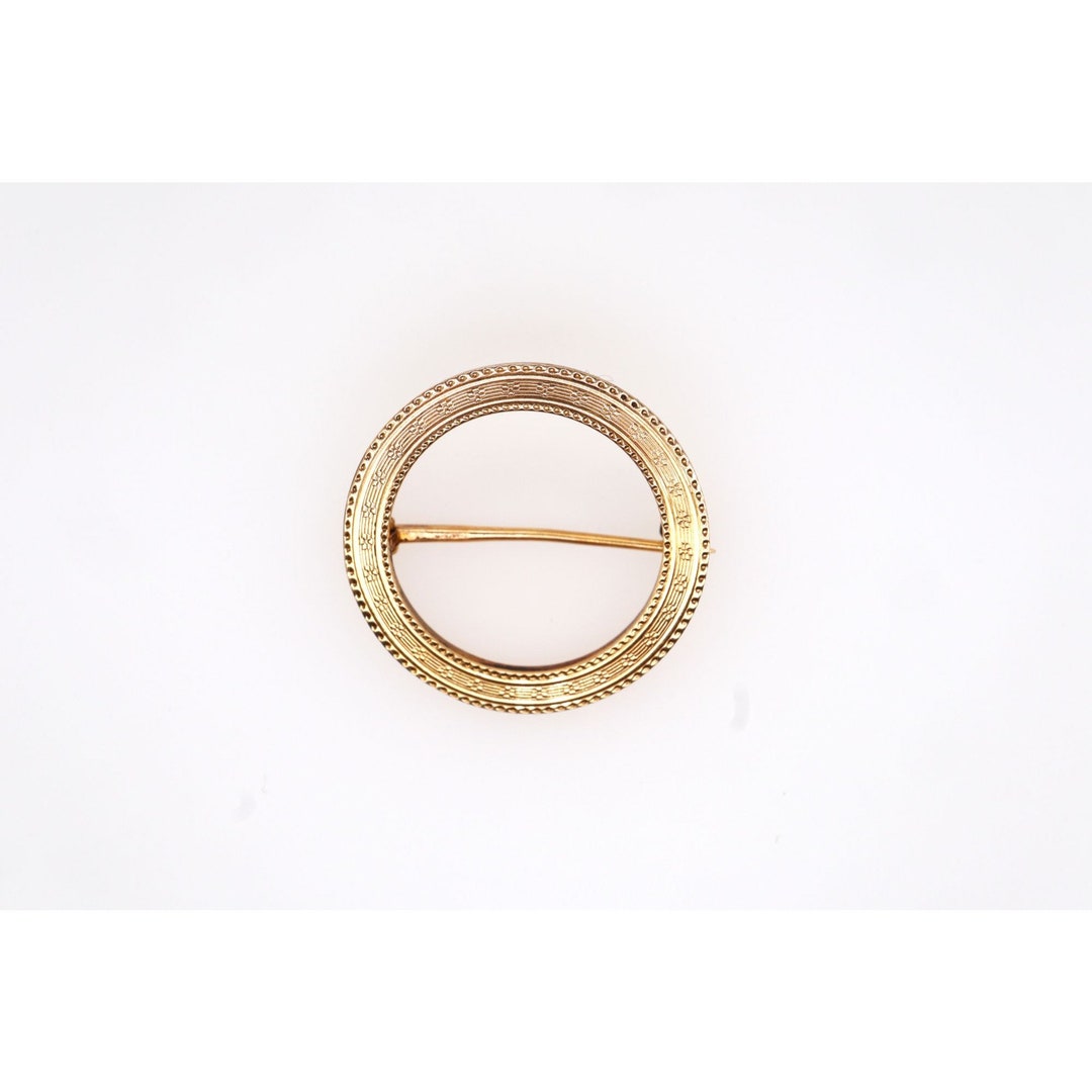 14kt Yellow Gold Etched Vintage Circle Pin - Etsy