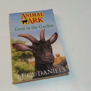Early 2000s Set of 5 Animal Ark Books Ben Baglio Lucy Daniels Vintage ...
