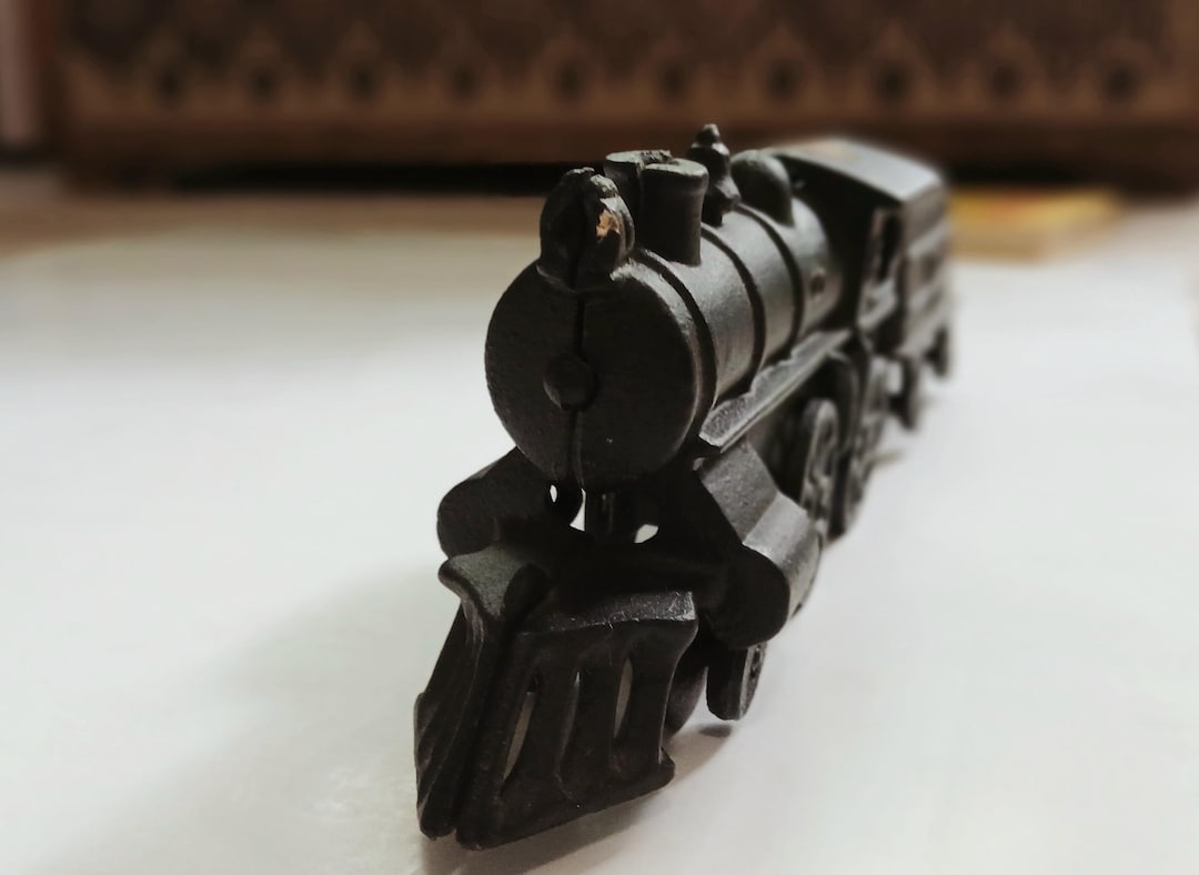 Vintage Cast Iron Toy Train Cass River Forge Franckenmuth MI Antique ...