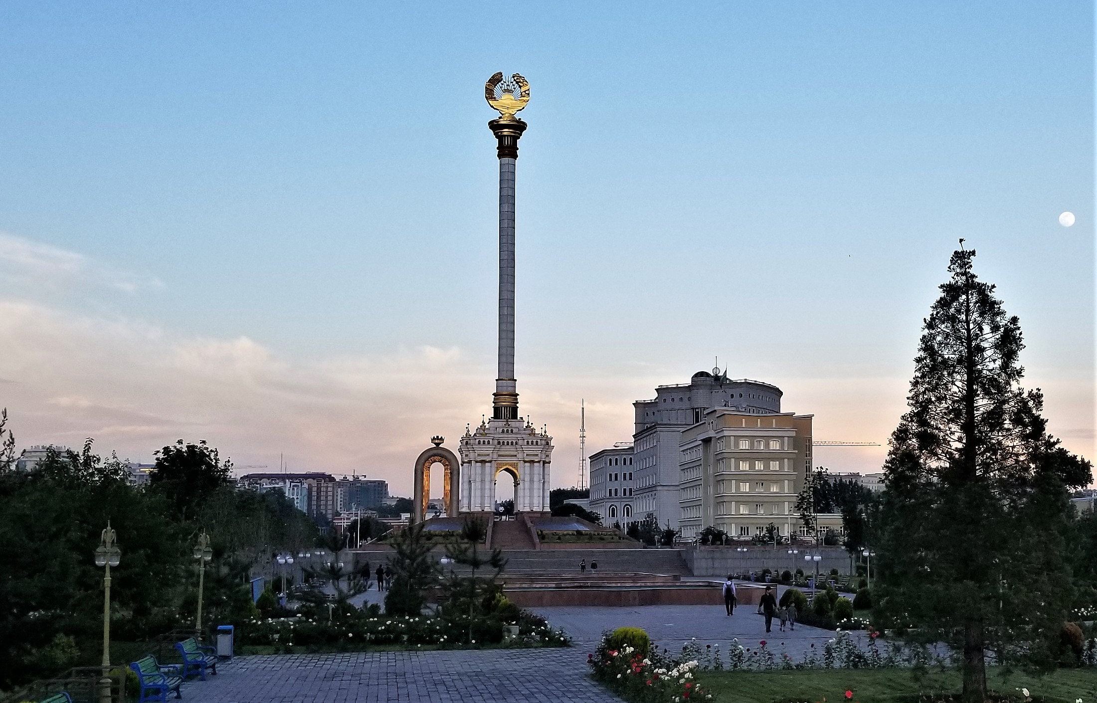 Dushanbe - Independence Statue and Somoni Monument, Dushanbe ...