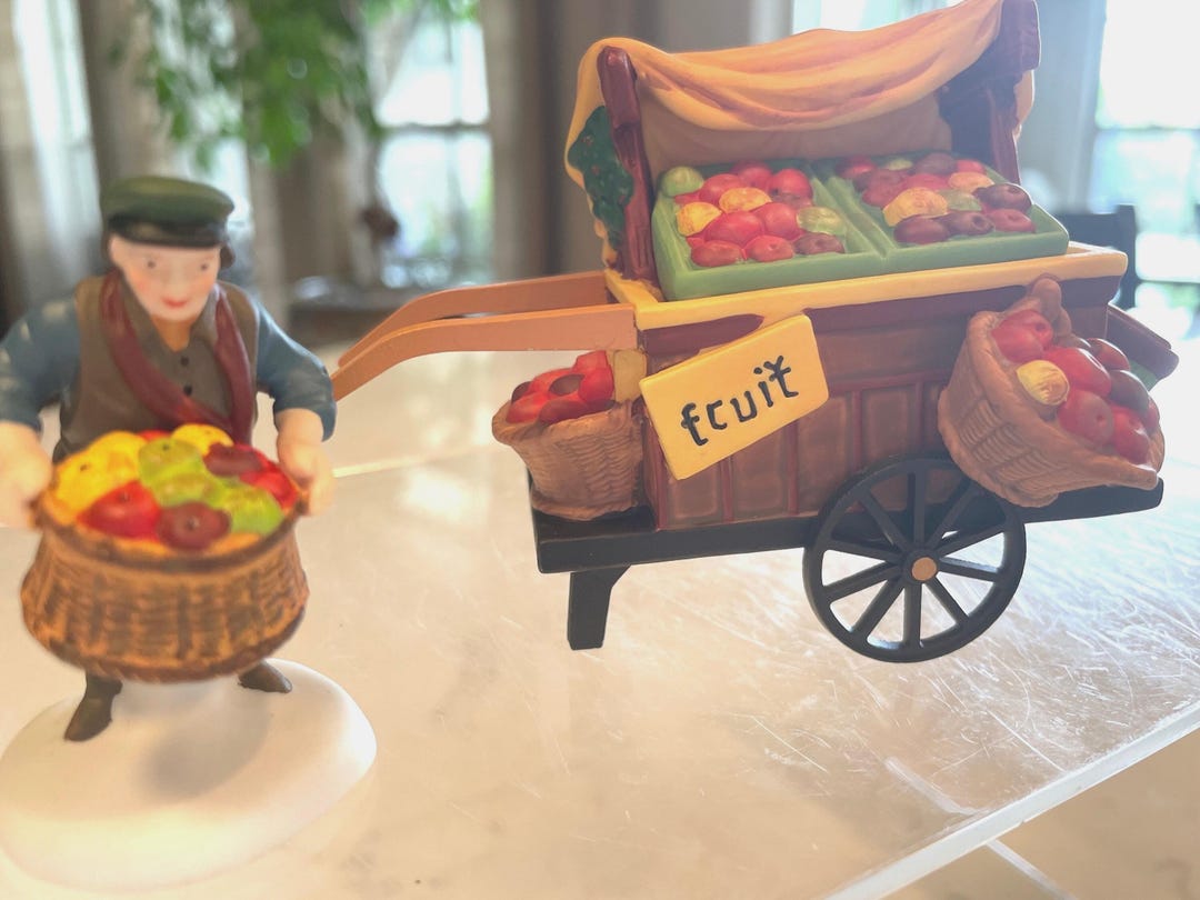 Department 56 Christmas "chelsea Market Fruit Monger & Cart" Dickens ...