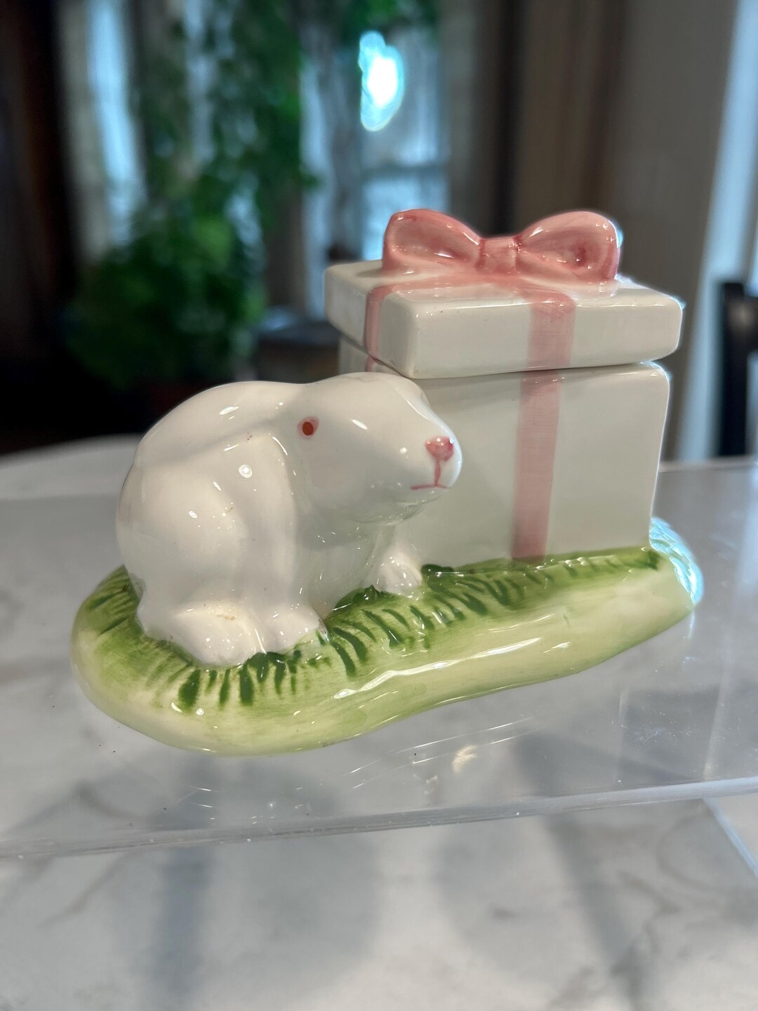 Vintage White Bunny Rabbit Lidded Box & Pink Ribbon, Keypoint Easter ...