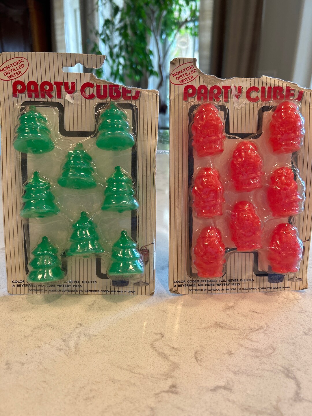 Vintage Christmas Reusable Plastic Party Cubes, Ice Cubes 8 Red Santas ...