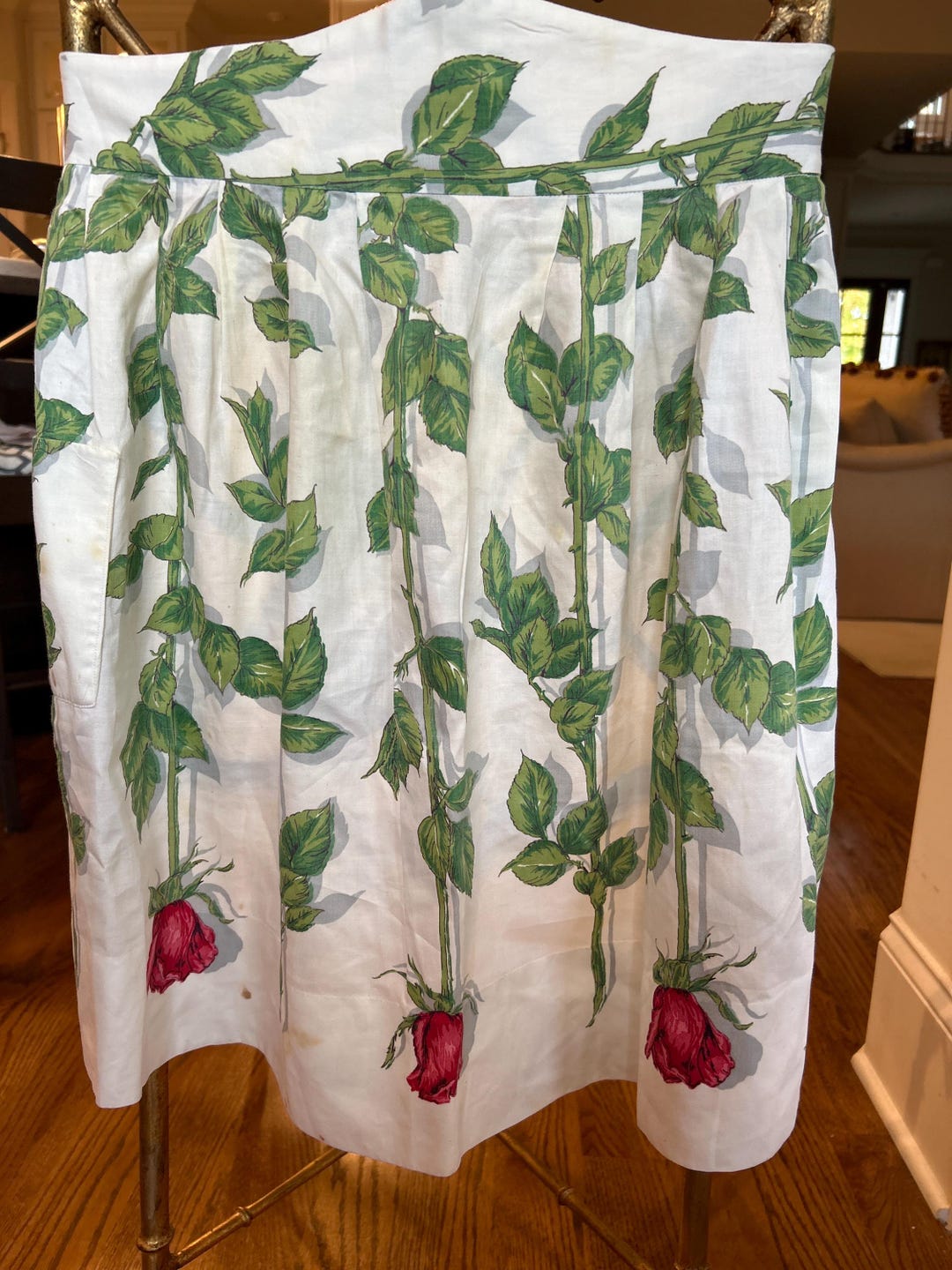 Vintage Apron, Long Stem Roses Mid Century Christmas, Hostess Apron 1/2 ...