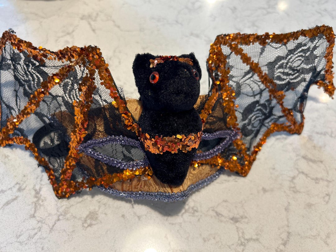Halloween Bat Mask, Halloween Mask, Bat W/ Lace Wings, Halloween ...