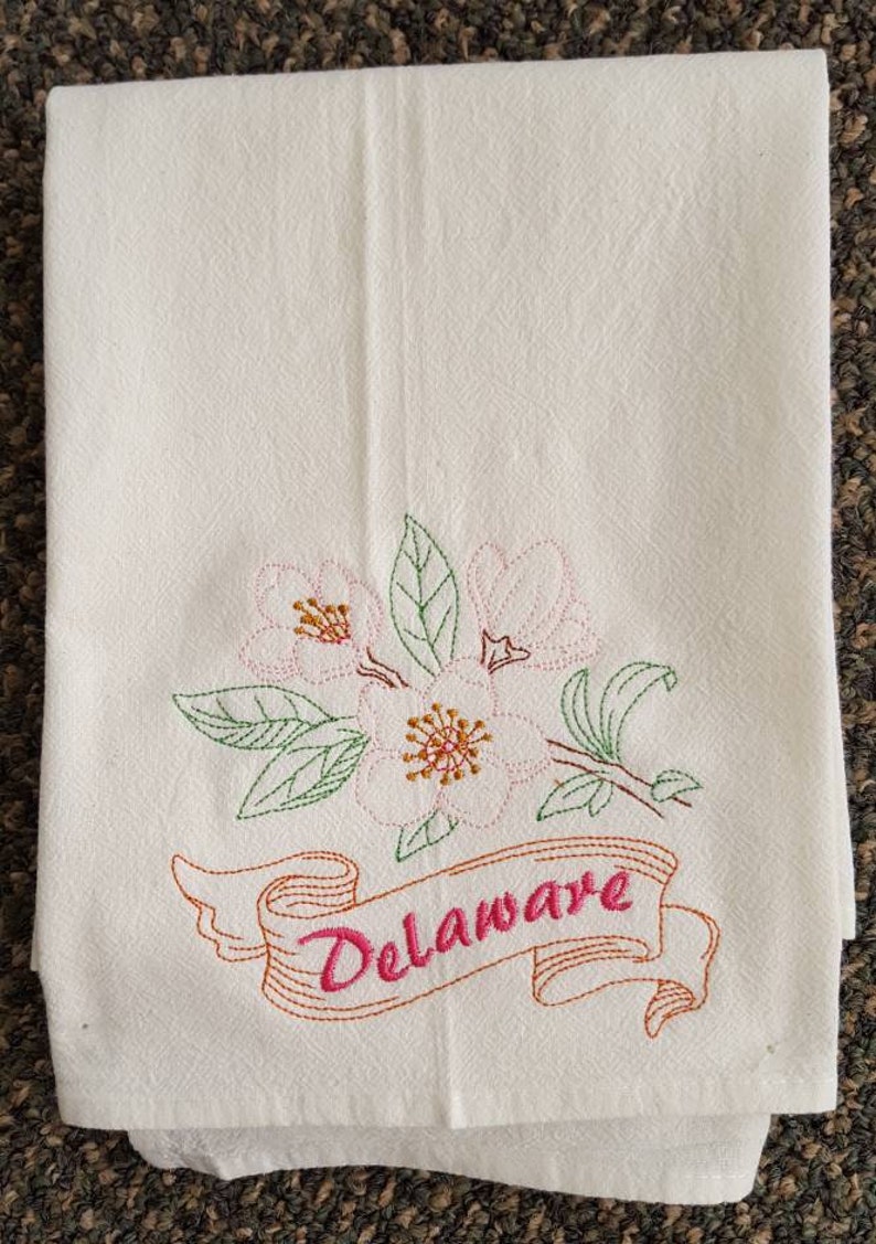 Delaware State Bird Blue Hen Chicken OR State Flower Peach | Etsy