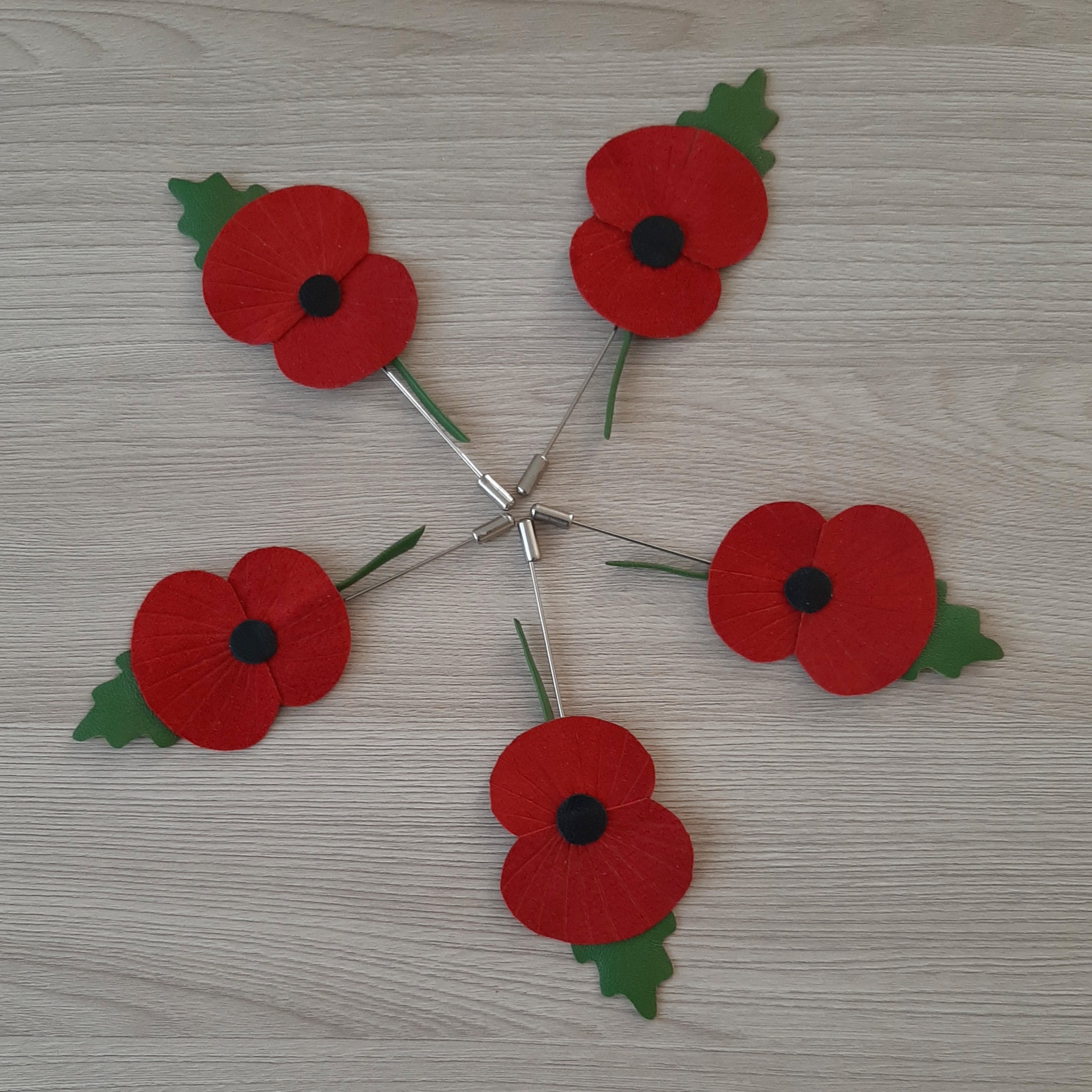Red poppy Men's lapel pin set of 5 Remembrance day | Etsy