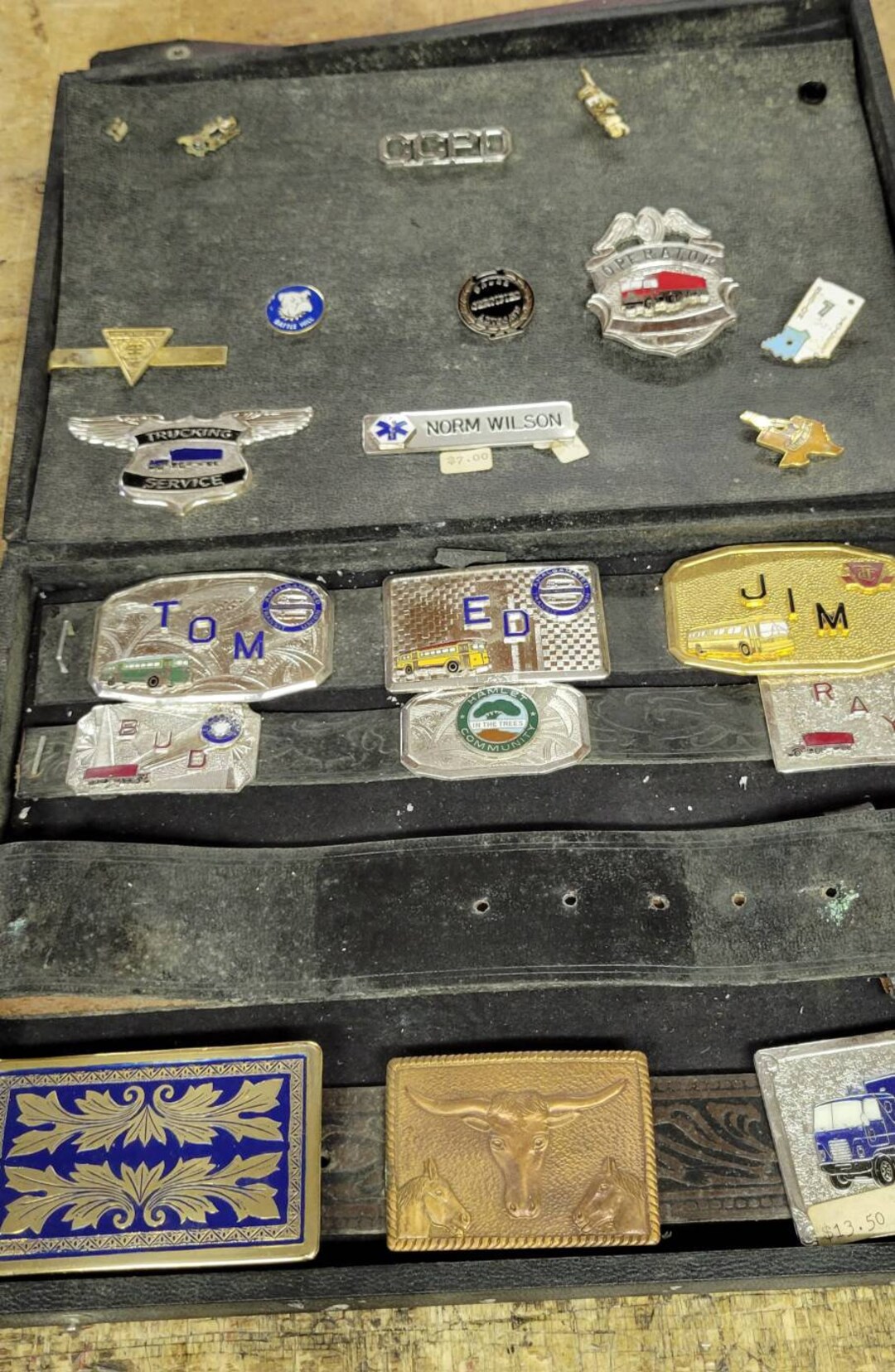 Vintage Hook- Fast Belt Buckles and Lapel Pins/badges SALESMAN Sample ...