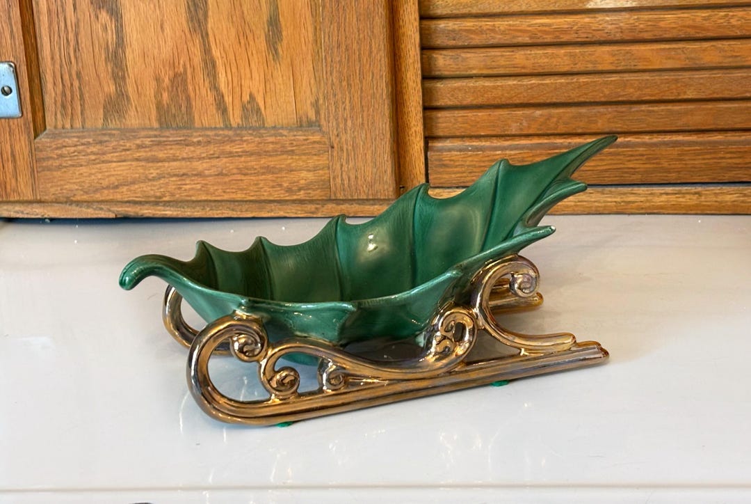 Vintage Atlantic Mold Ceramic Holly Leaf Sled - Sleigh - Christmas ...
