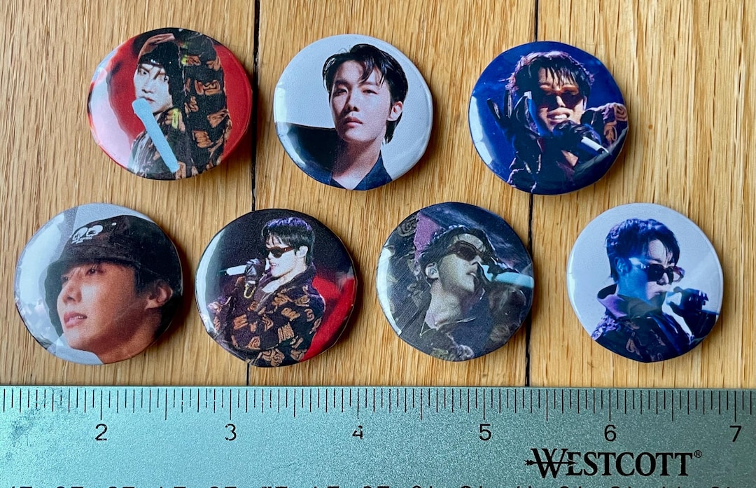 Fan Made Hope on the Stage Buttons/pins (set of 7) - Etsy