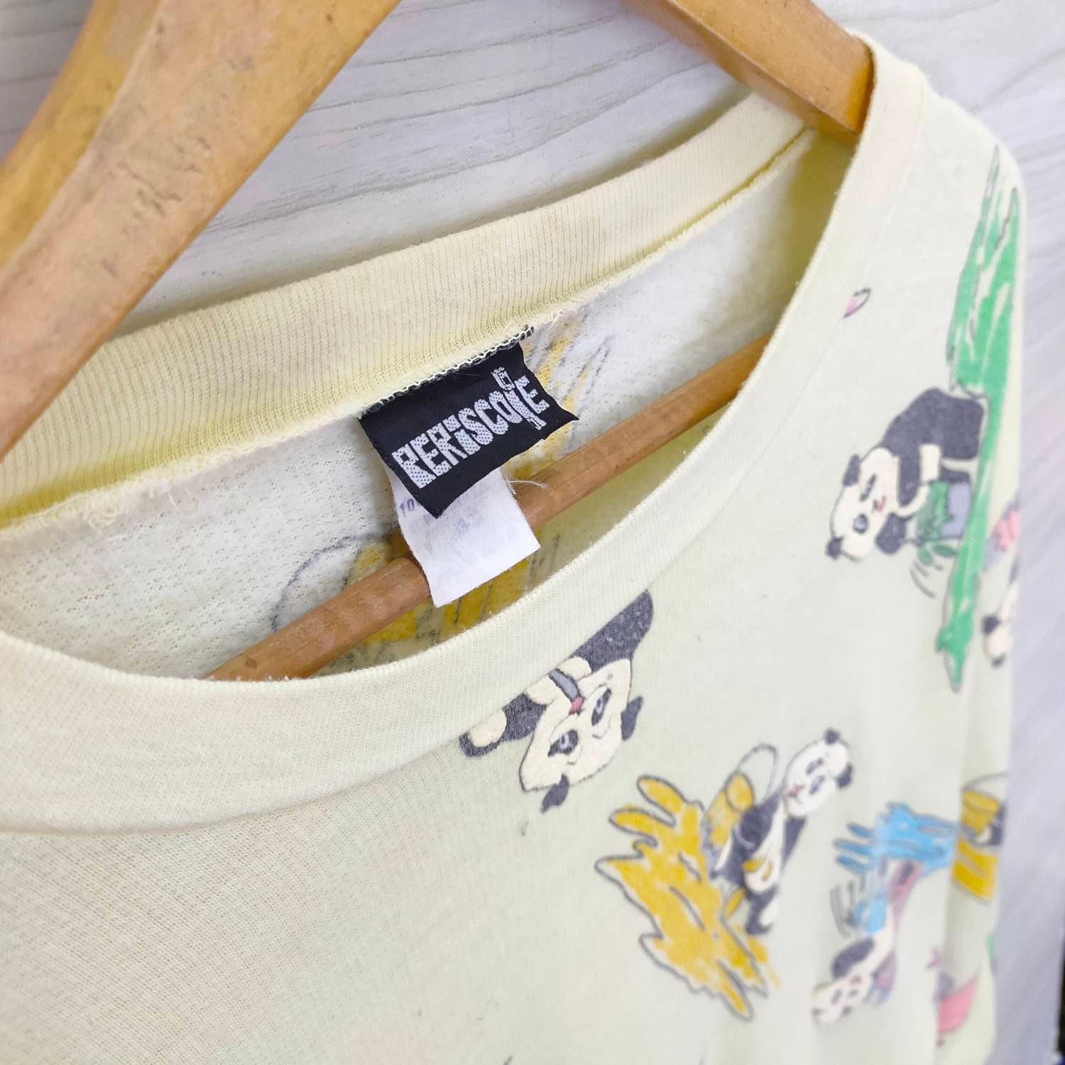 Cute Panda Sweater Vintage Panda Bears Jumper Sweatshirt Yellow Womens ...