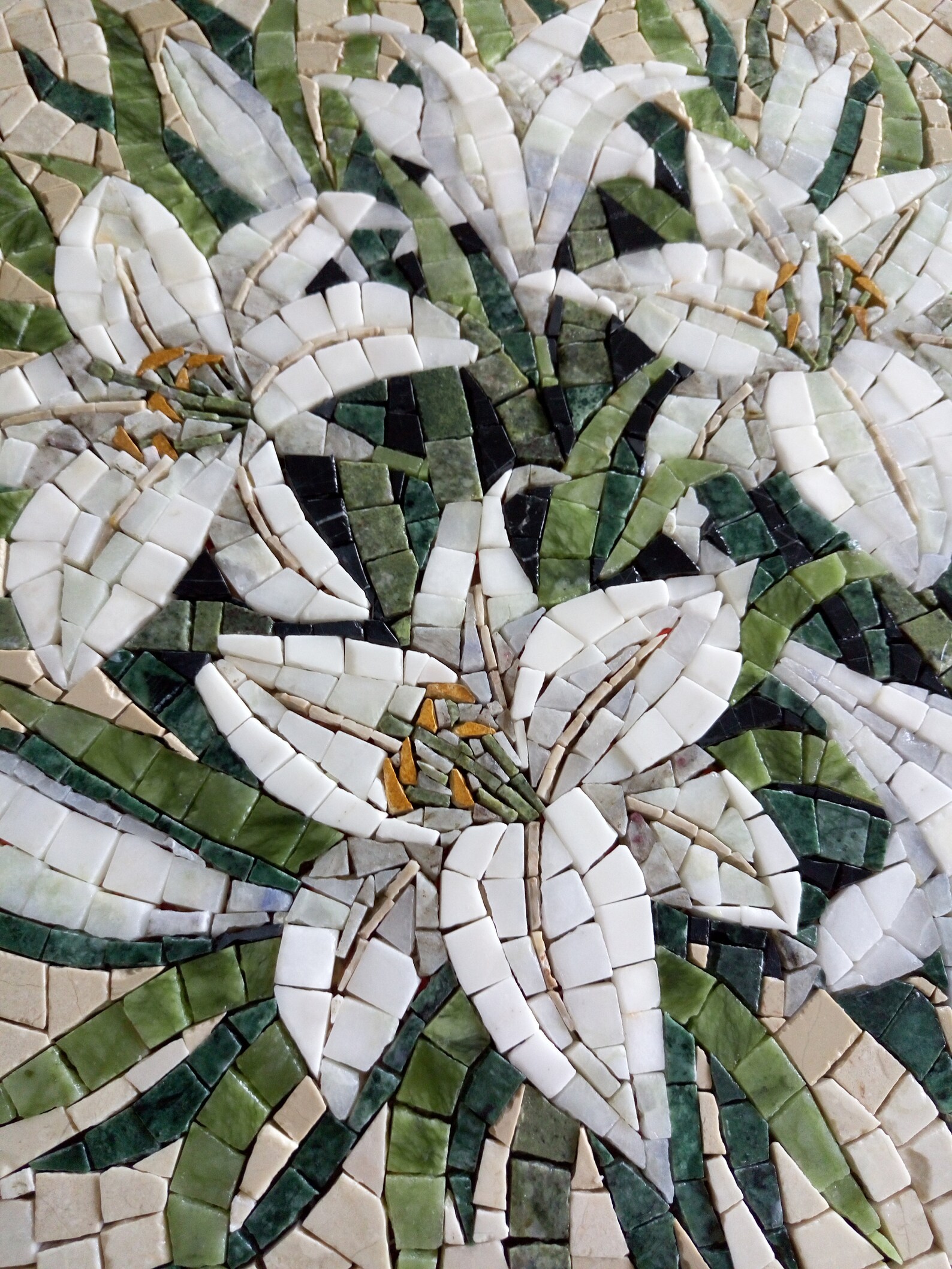 Marble Mosaic White Lilies Round, Lily Painting Round Wall Decor ...