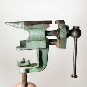 Vintage Small Combination Anvil and Bench Vice - Jewelry - Crafts ...