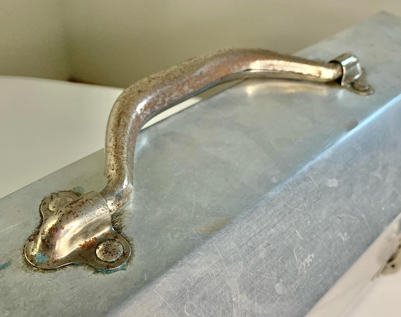 Vintage Mid Century Metal Lunch Box, Large Size - Etsy