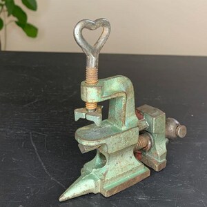 Vintage Small Combination Anvil and Bench Vice - Jewelry - Crafts ...