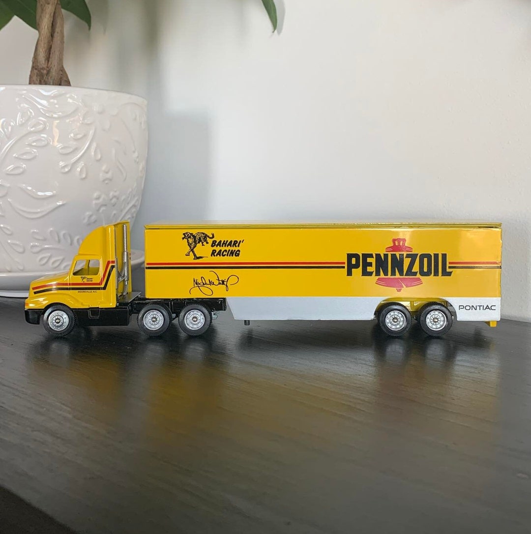 The American Racing Scene Pennzoil Michael Waltrip Bahari Racing Truck ...
