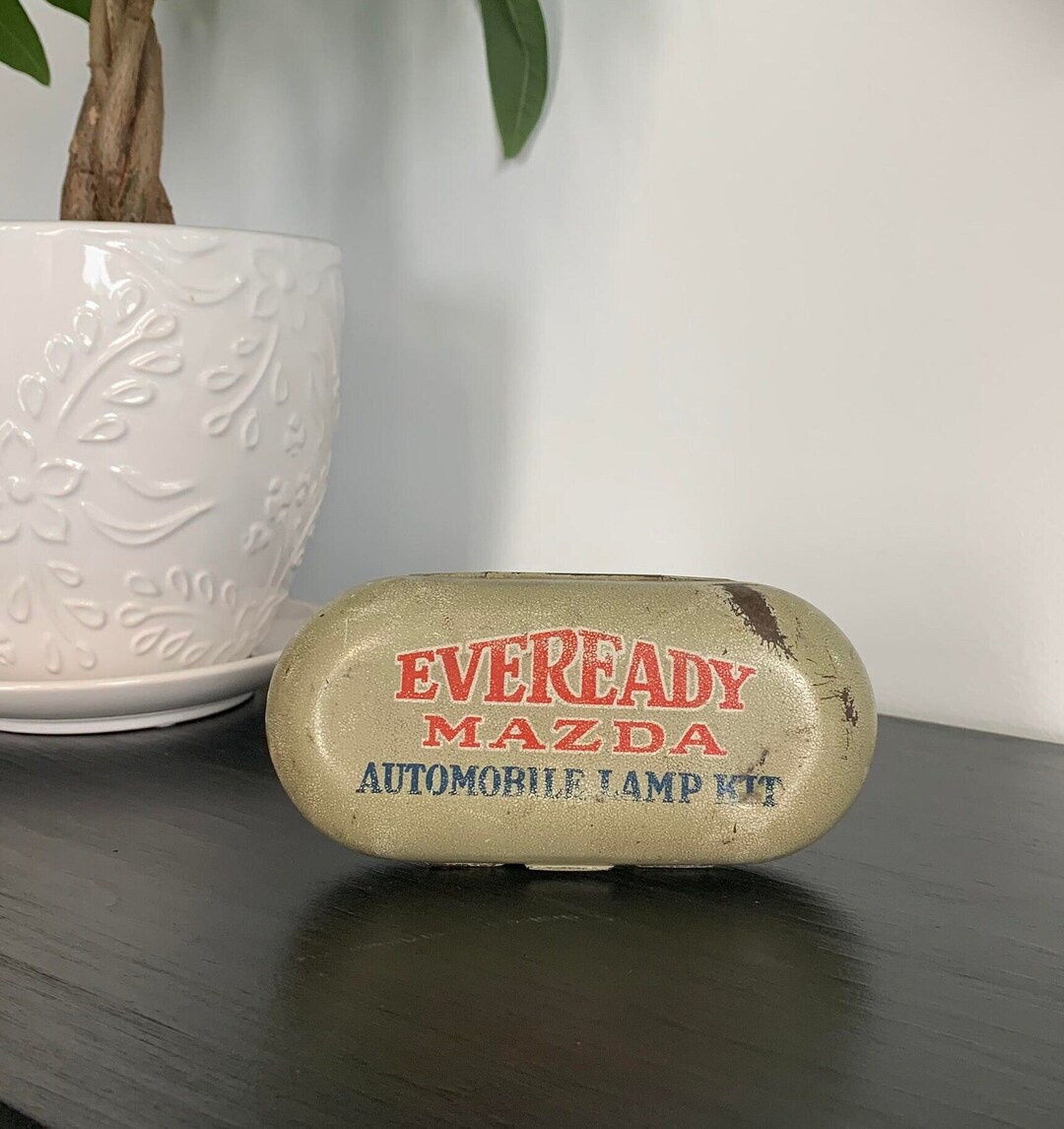 Vintage 1920s Eveready Mazda Automobile Lamp Kit Tin Advertising ...