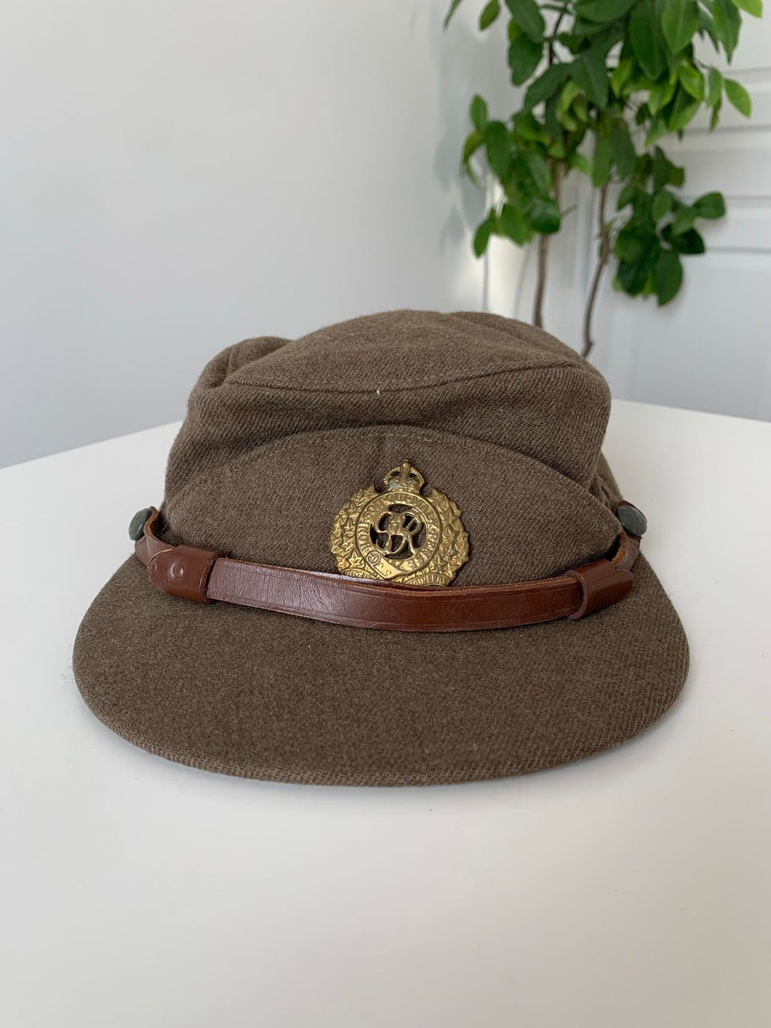 Canadian Military - Buffalo Cap Winter C 1964 With King's Crown ...