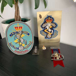 Corps of Royal Canadian Electrical and Mechanical Engineers Badges and ...