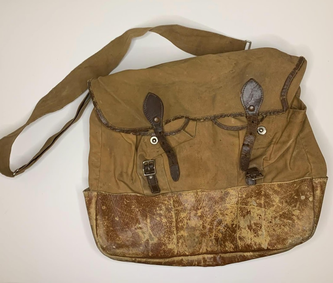 Well Worn Vintage Woods Knapsack Made in Ottawa, Canada - Etsy Canada