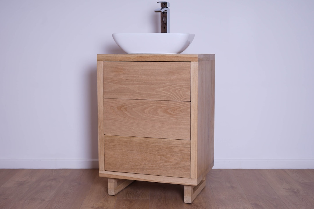 Freestanding Oak Bathroom Vanity Unit With Treble Drawers - Hand ...
