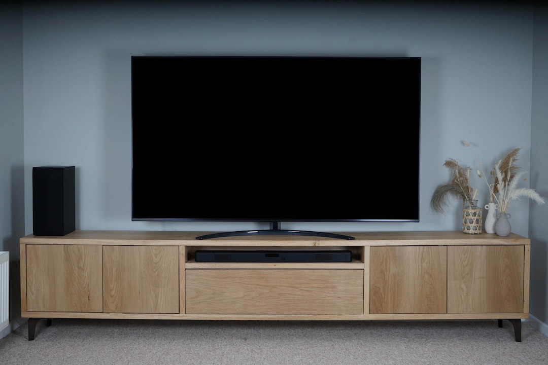 Exclusive Large Oak TV Cabinet With Plenty of Storage - TV Stand ...