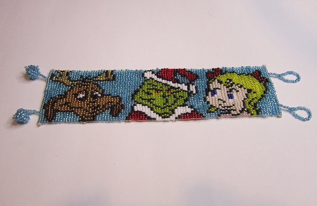 Grinch Seed Bead Bracelet - Etsy