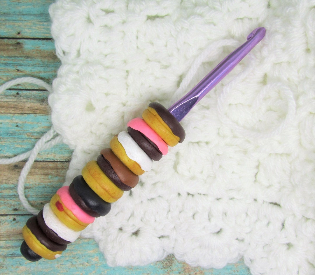 Donut Crochet Hook - Doughnuts - Polymer Clay Crochet Hook - Clay ...