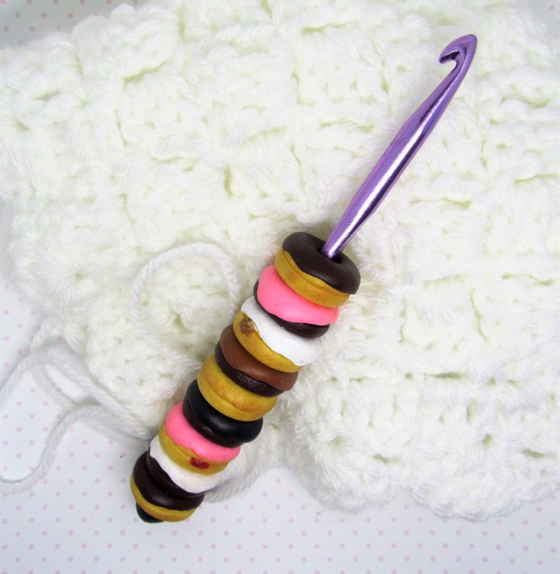 Donut Crochet Hook - Doughnuts - Polymer Clay Crochet Hook - Clay ...
