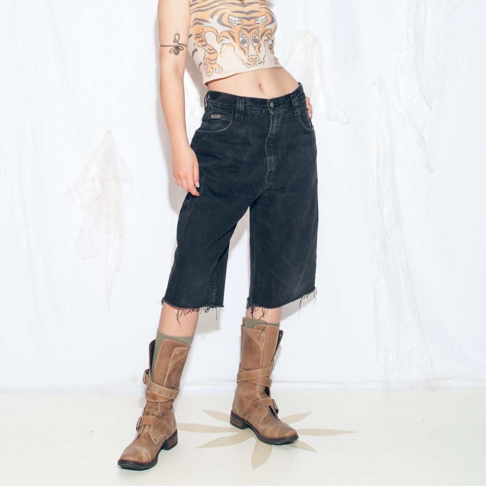 Vintage 90s Denim Shorts in Black - 1990s Angels Wide-leg Jorts - Y2K ...