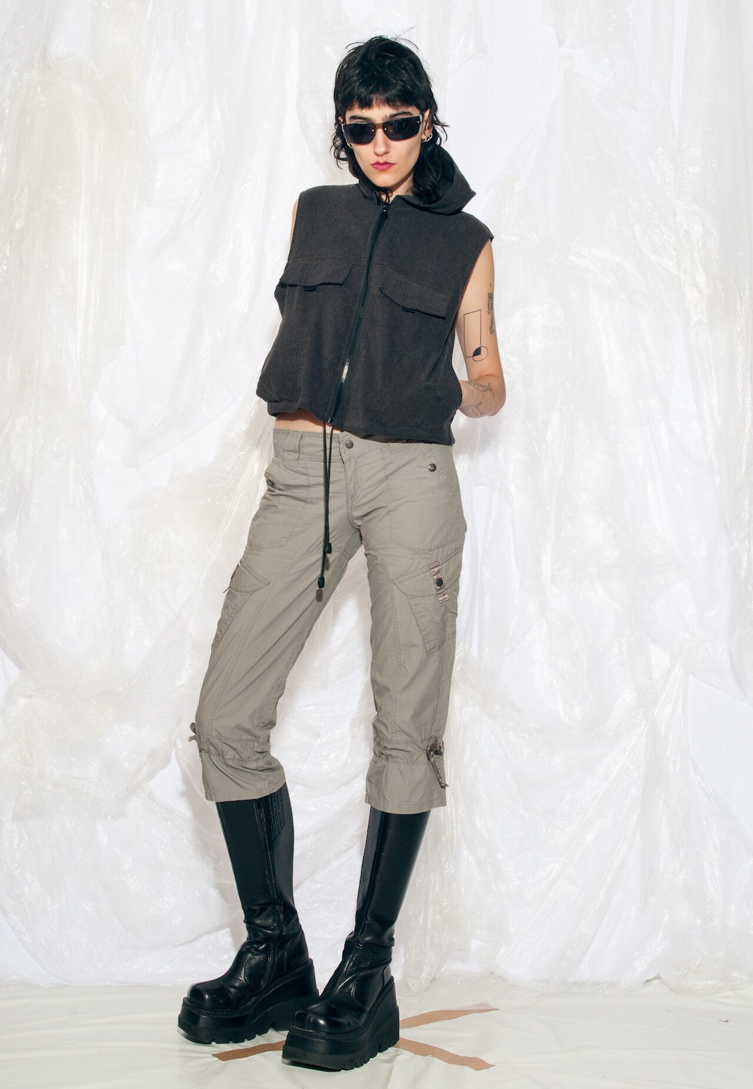 Vintage Y2K Cargo Capri Pants in Grey Green Sporty Coquette 2000s Low ...