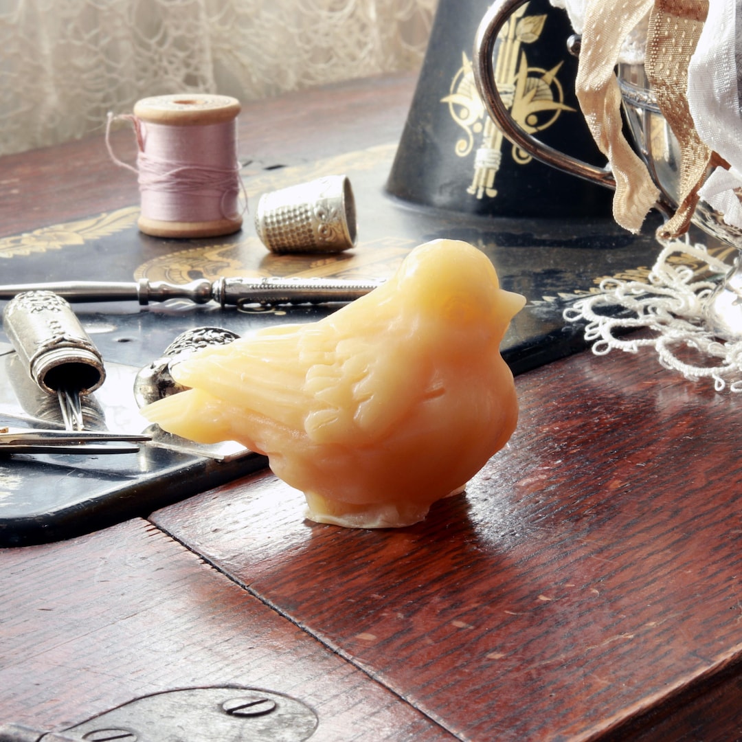 Beeswax Bird Thread Conditioner: 100% Natural for Sewing, Crafts ...