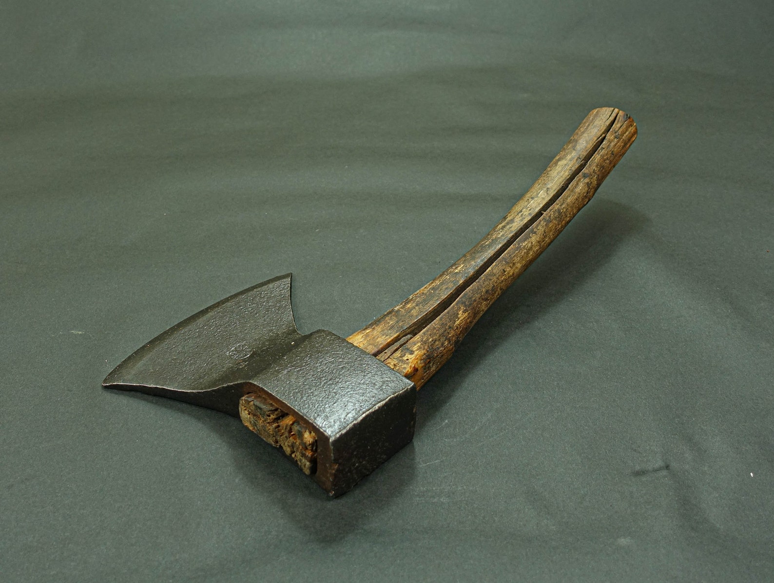 ANTIC Goosewing Bearded Broad German Hatchet Axe Head Handmade - Etsy