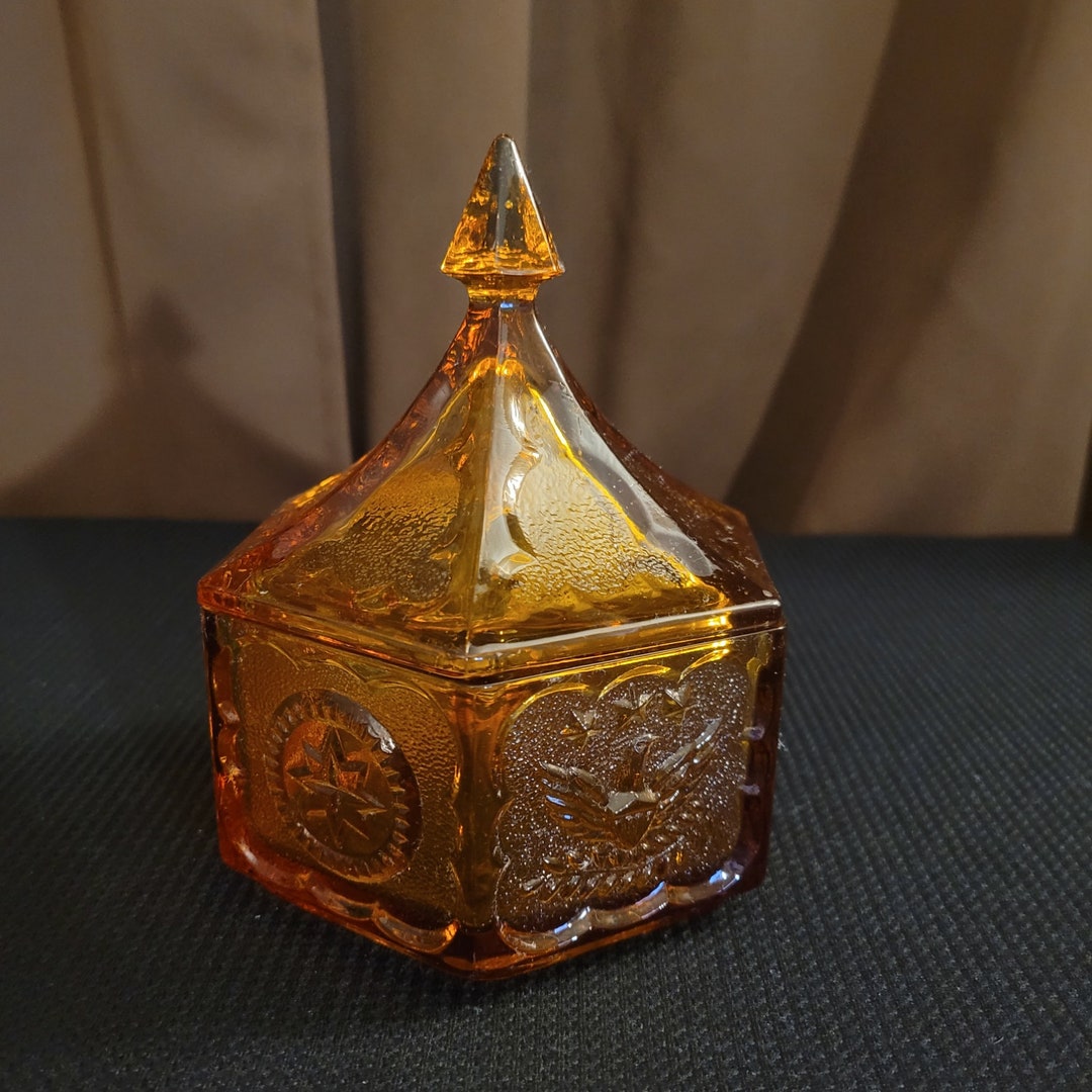 Vintage Indiana Amber Glass/tiara Sandwich Pattern/covered Candy Dish ...