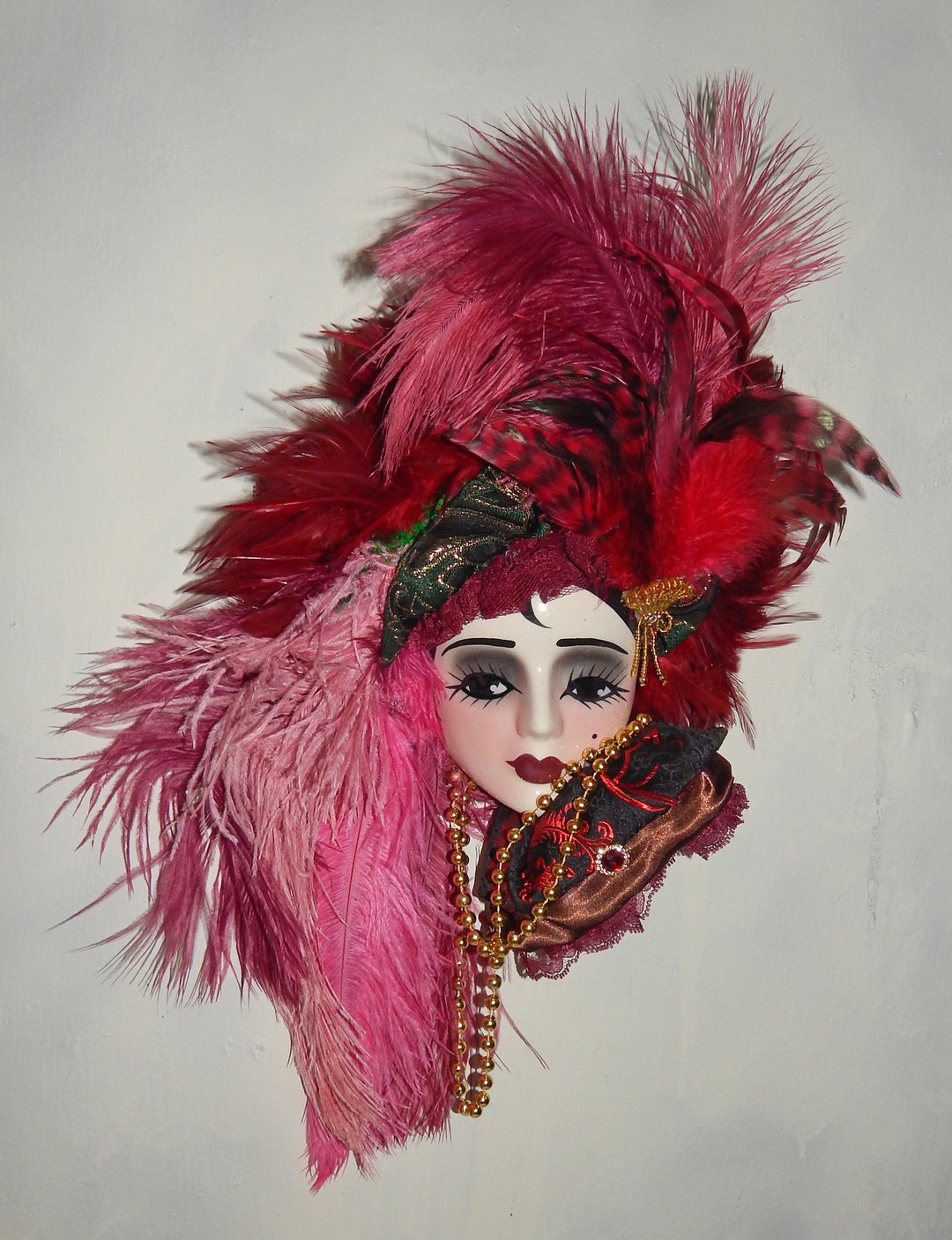 Unique Creations Lady Face Mask Wall Art, Wall Hanging Decor - NEW IN ...