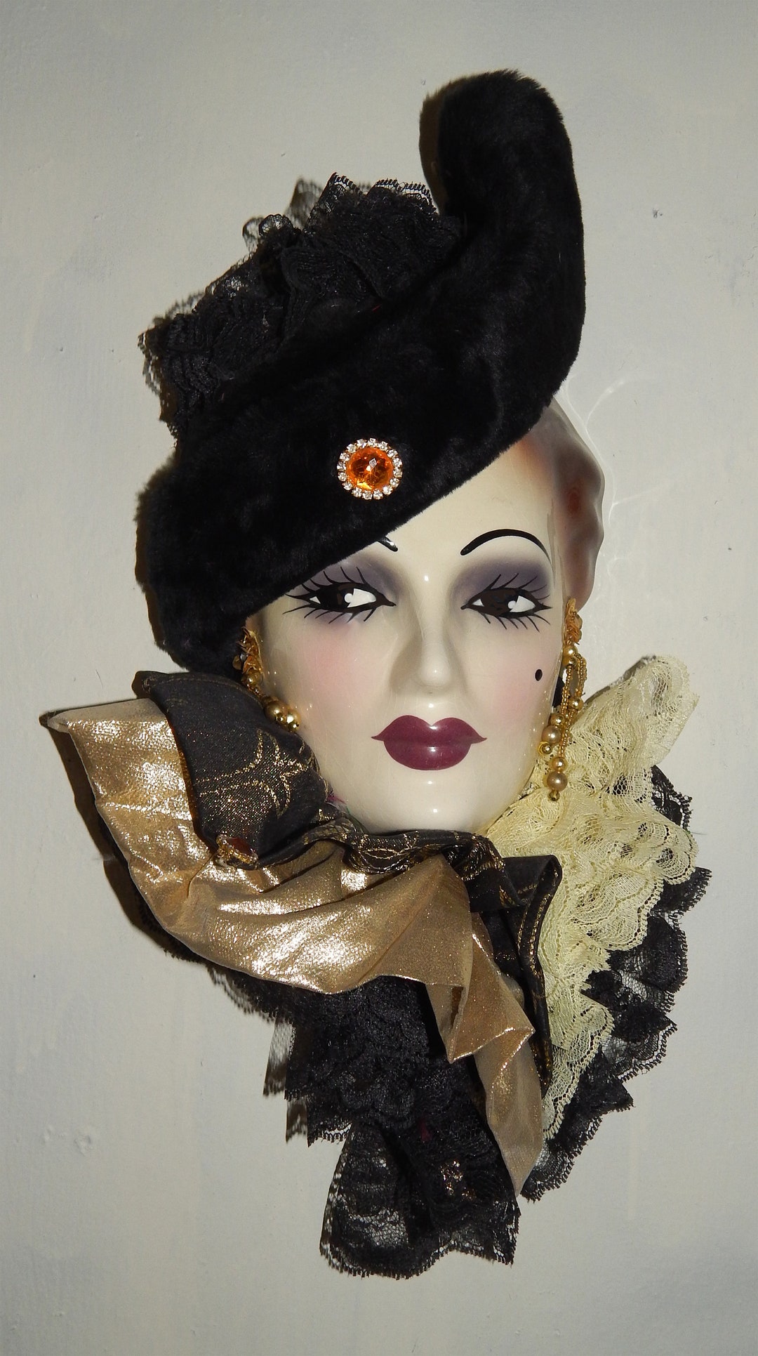 Unique Creations Large Face Mask Lady Face Mask Wall Art, Wall Hanging ...