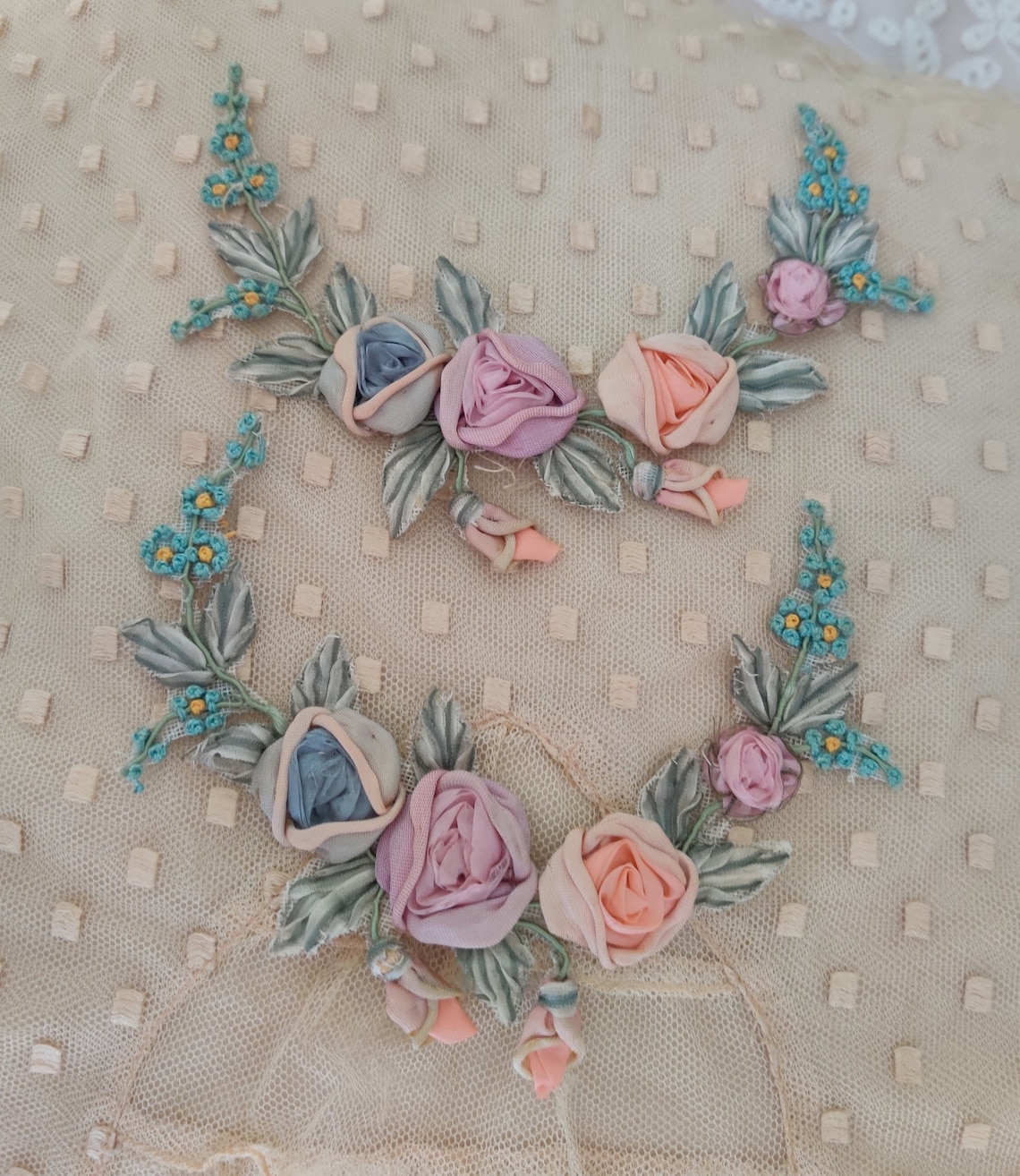 Antique 1920s Silk Ribbonwork Applique Trio 3 Roses W Smaller Rose ...