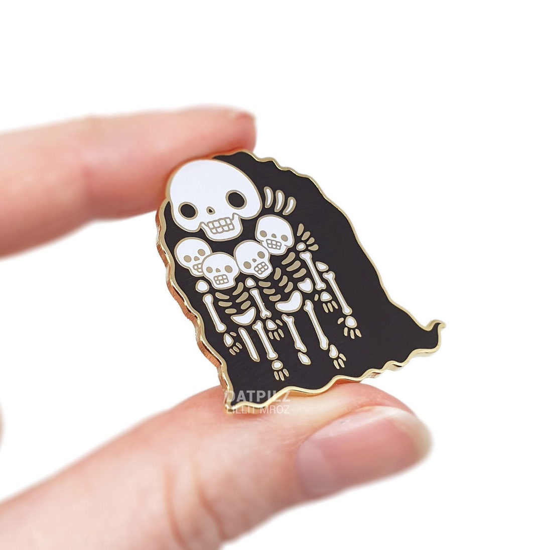 Skeleton Lord - Hard Enamel Pin - Glow in the Dark - Etsy