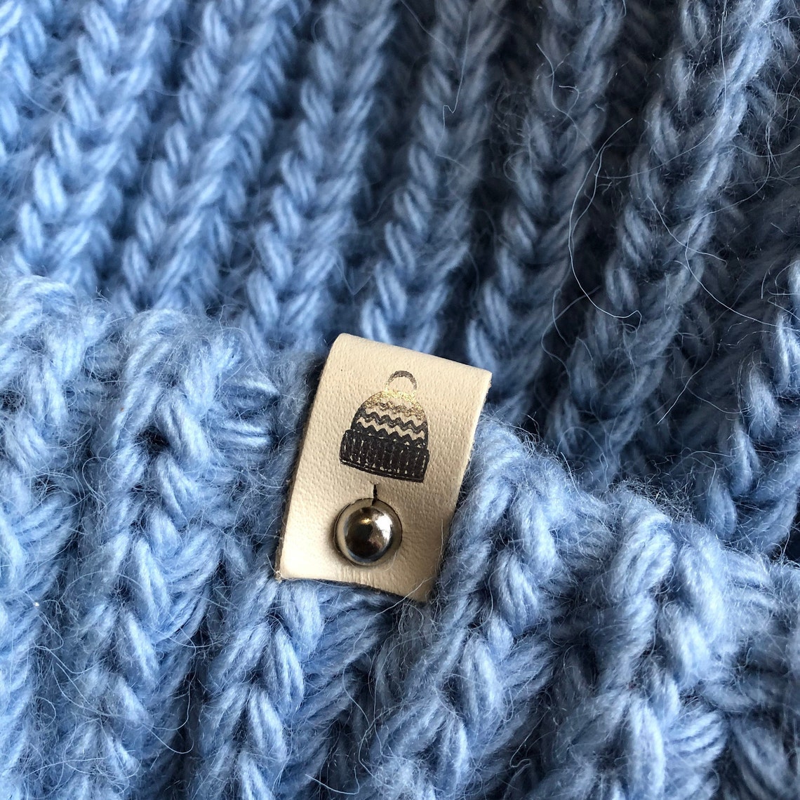 Leather Tags With Hats Logo on Screws for Knitting Bags, Hats, Sweaters ...
