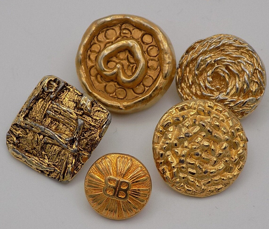 Very Rare Buttons5 Golden Buttons Authentic Buttons Jewelry - Etsy
