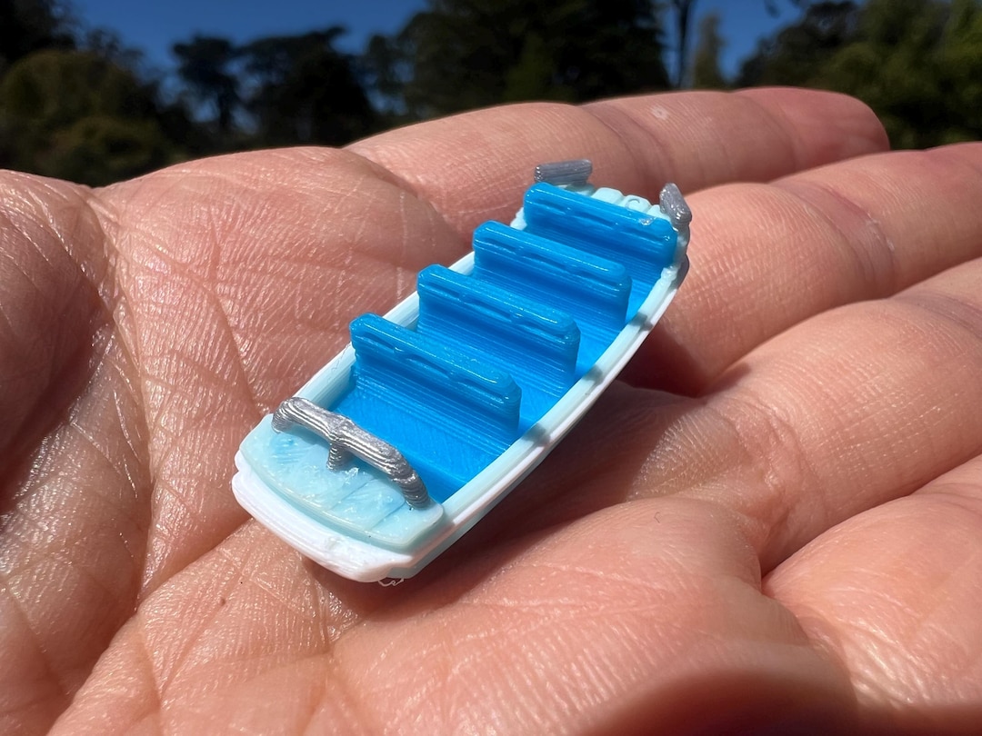 N-scale COLOR Miniature Small Boat World Tour Theme Park Ride Built W ...