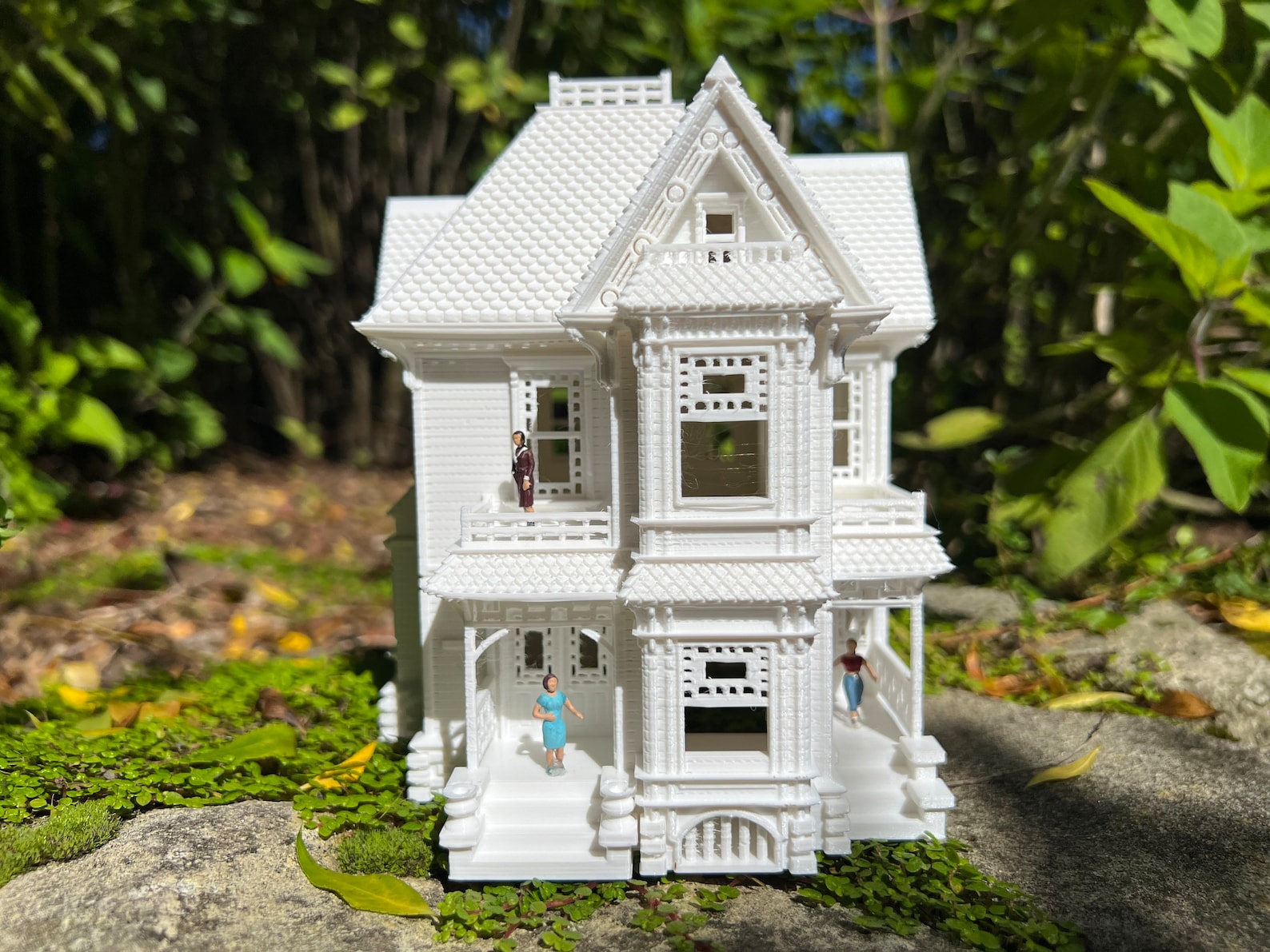 Miniature HO Scale Charmed Witch Magic Halliwell San Francisco ...