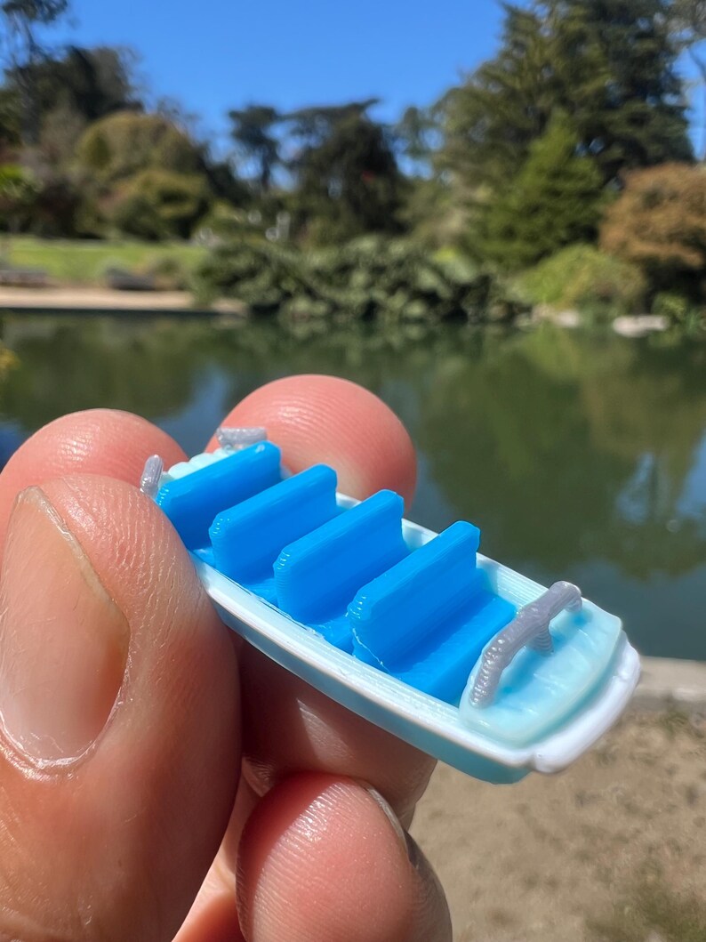 N-scale COLOR Miniature Small Boat World Tour Theme Park Ride Built W ...