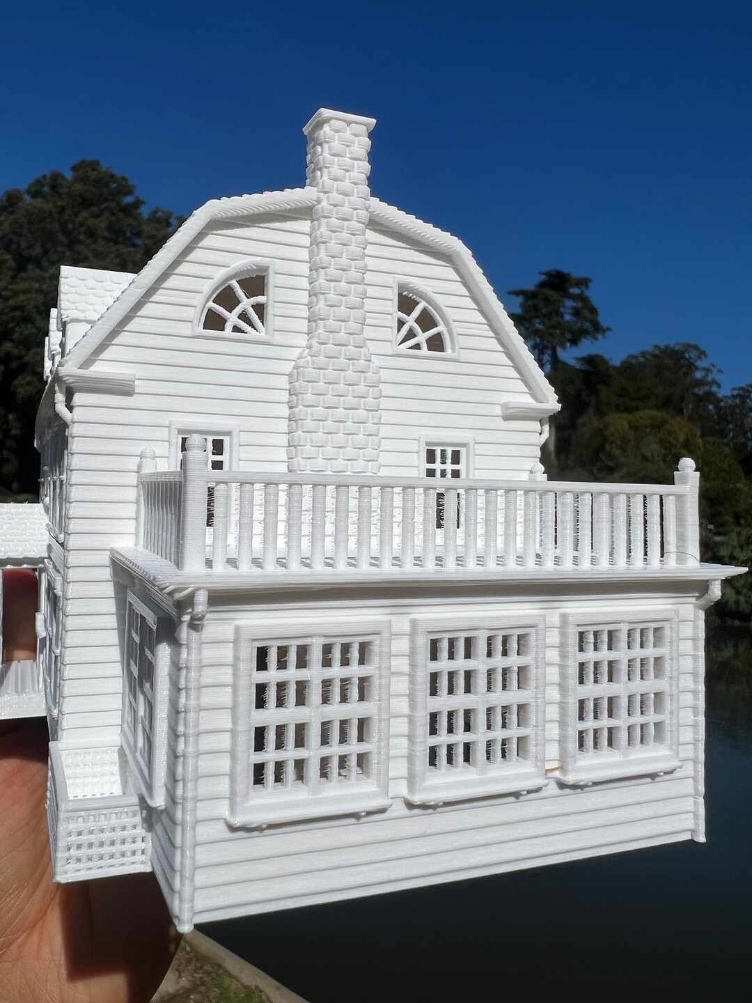Miniature Ho-scale Amityville Horror House White Supernatural 1:87 by ...