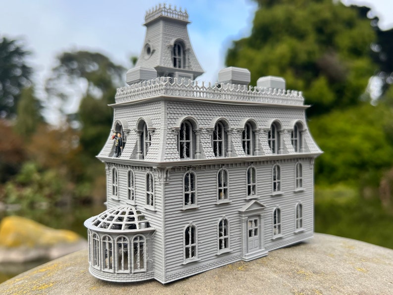 Miniature 37 Gray N-scale Addams House Victorian Mansion - Etsy