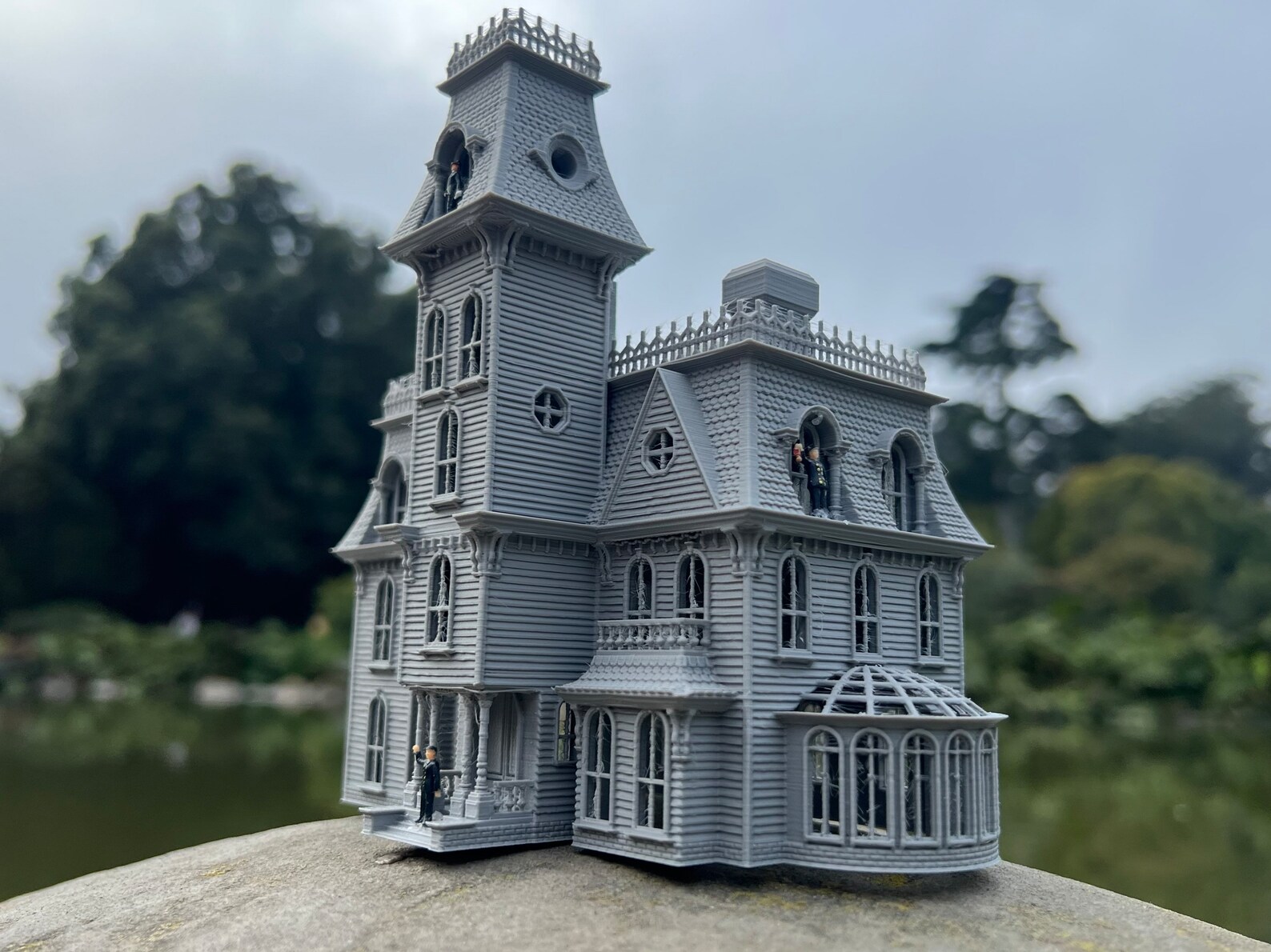 Miniature #37 Gray N-scale Addams House Victorian Mansion Nevermore ...