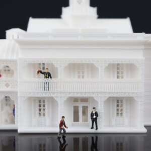 Small Miniature N-scale Port Royal Estate of New Orleans Assembled W ...