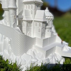 Large Beast Castle HO 1/87 Scale House Beauty - Etsy