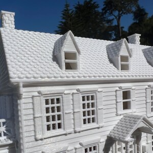 Miniature Ho-scale Amityville Horror House White Supernatural 1:87 by ...