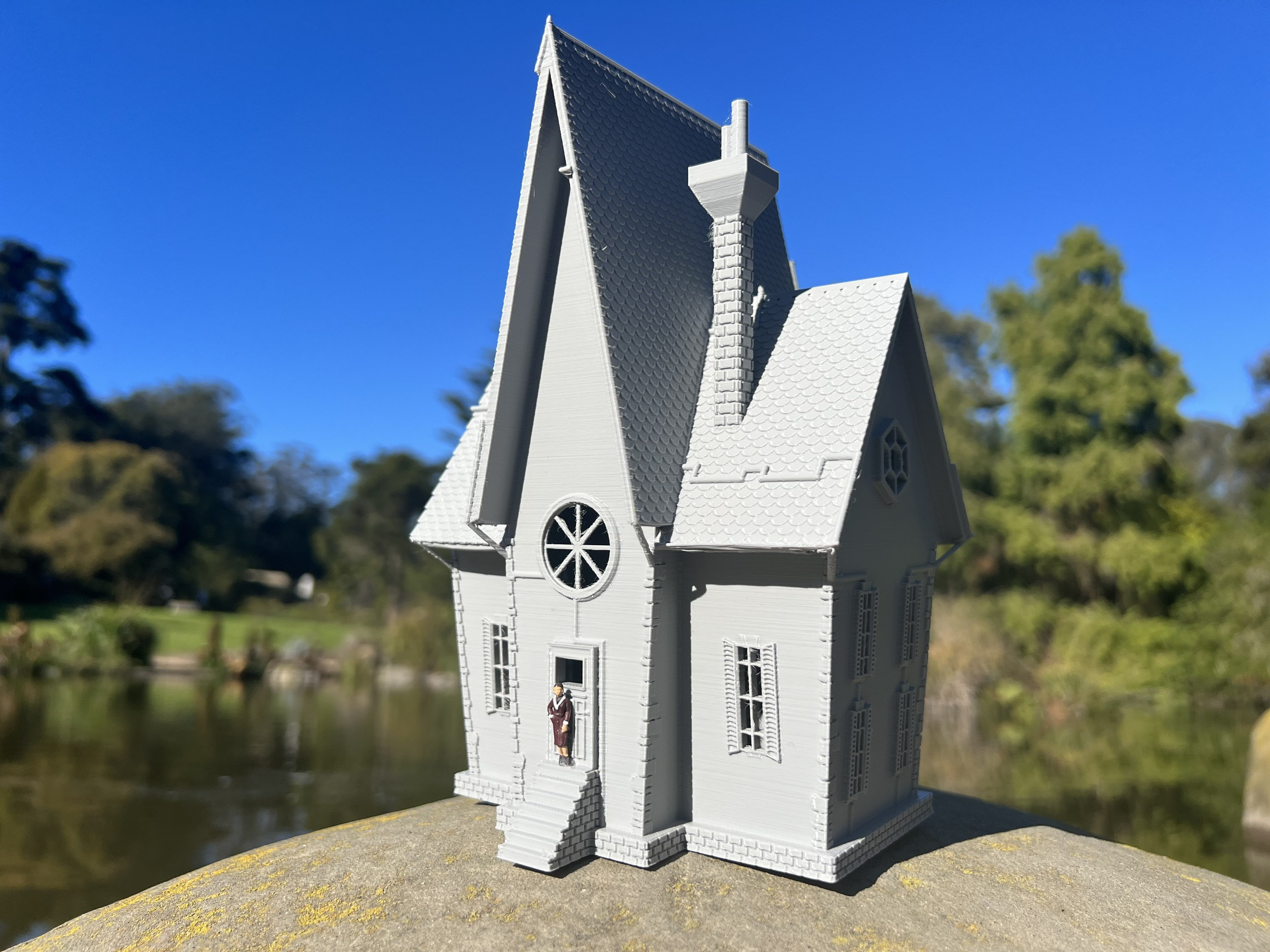 Miniature Gray Ho-scale Gru Villain House Gothic Victorian Minion ...
